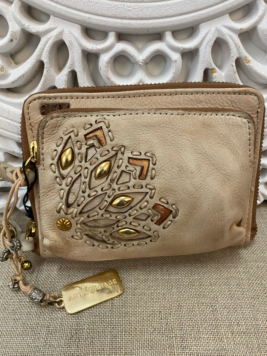 Kali Wallet - Cream – Berry Lush Designs