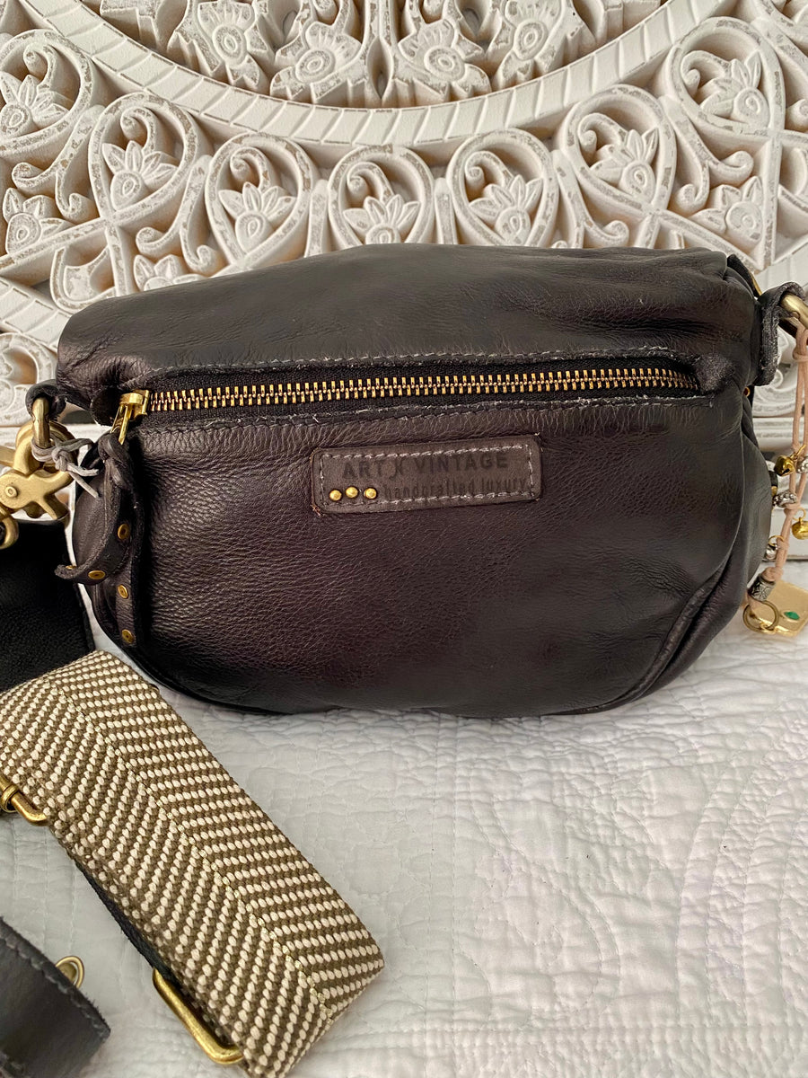 Teddy Crossbody Bag - Charcoal – Berry Lush Designs